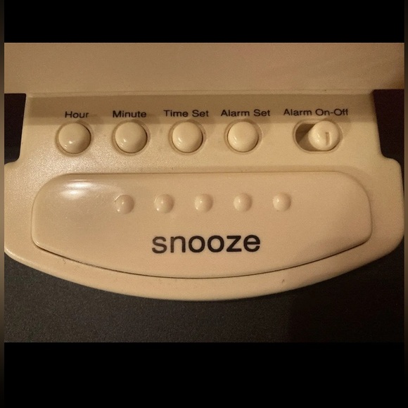 Litech | Wall Decor | Litech Bedside Clock Giant Led Numbers With ...